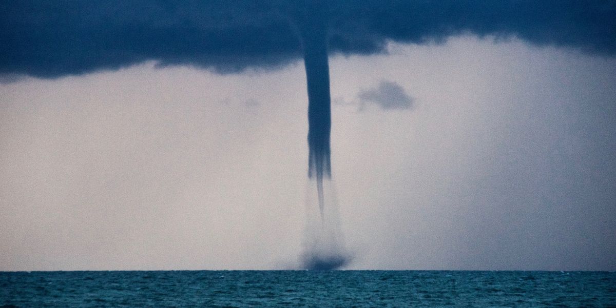 Great Lakes Waterspouts Recently Broke A Record For The Biggest ...