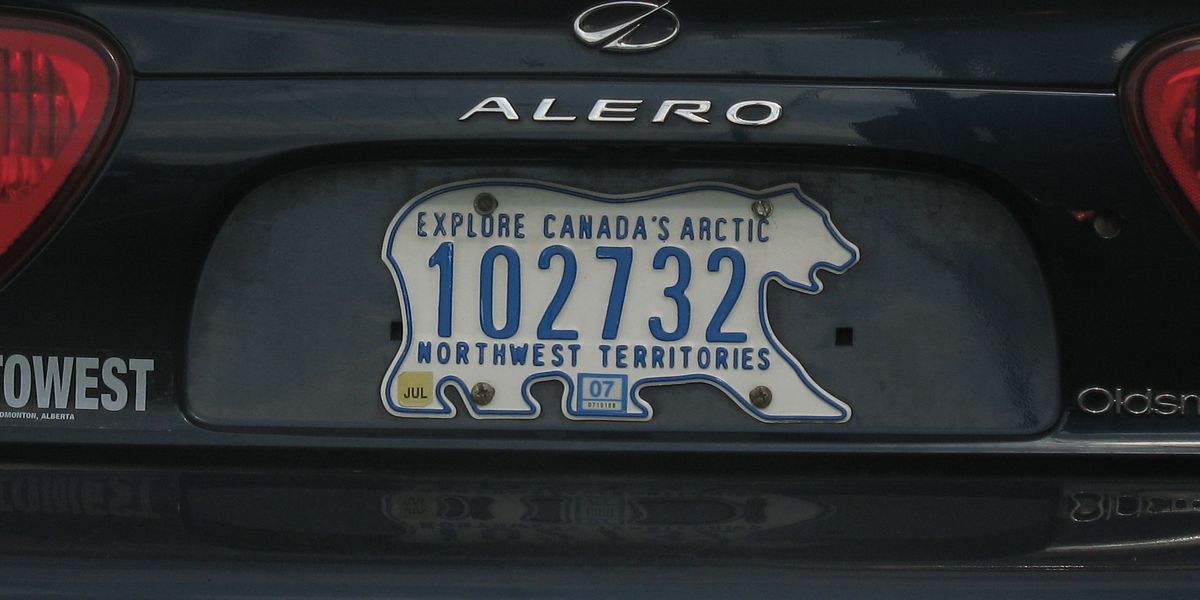 Northwest Territories License Plates Are Shaped Like Polar Bears & They ...