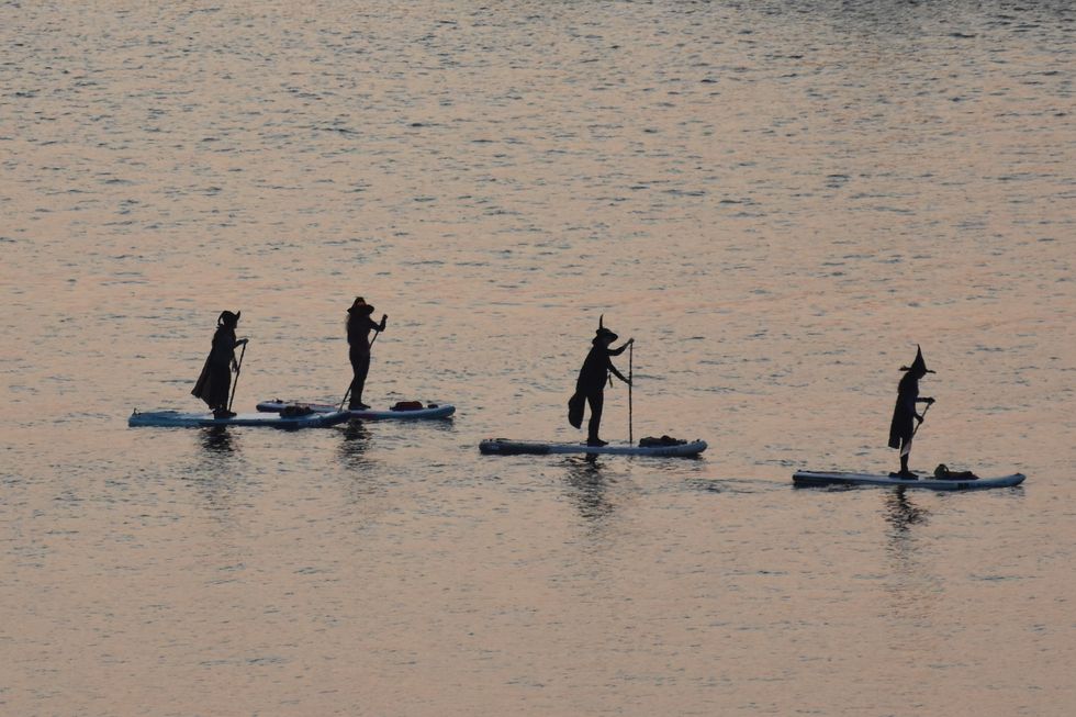 Mississauga's Paddle Boarding Witches Ride Into Spooky Season In Style ...