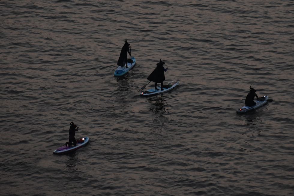 Mississauga's Paddle Boarding Witches Ride Into Spooky Season In Style ...
