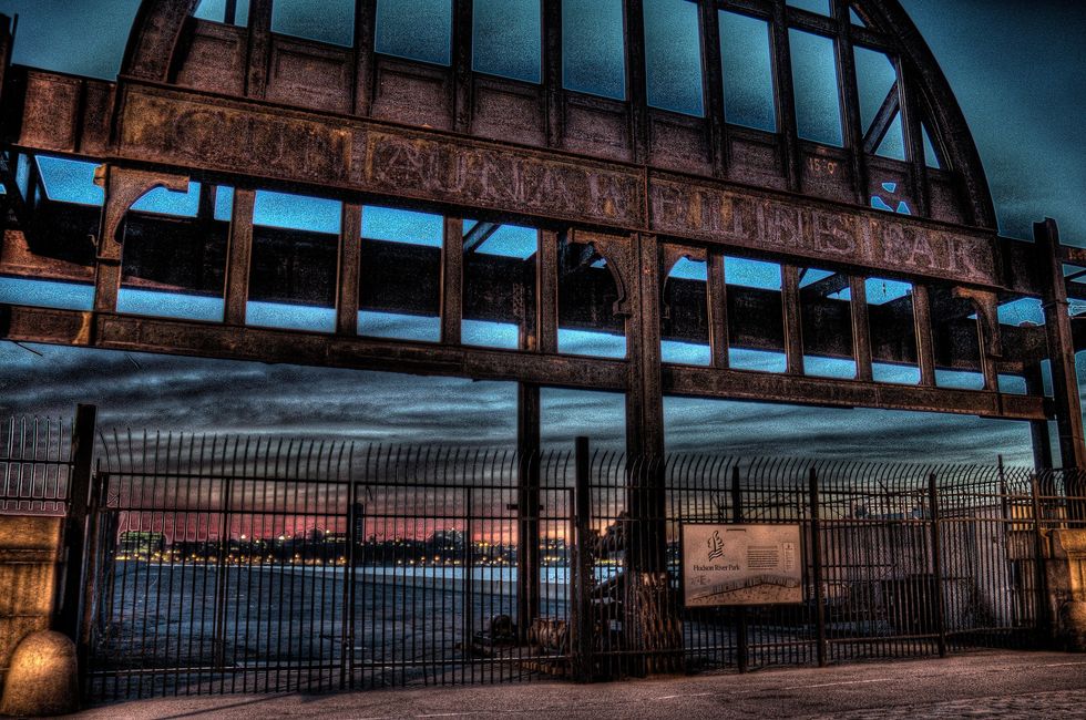Titanic Survivors Docked At This Pier In NYC You Can Visit Narcity Titanic Survivors Docked At This Pier In NYC You Can Visit Narcity