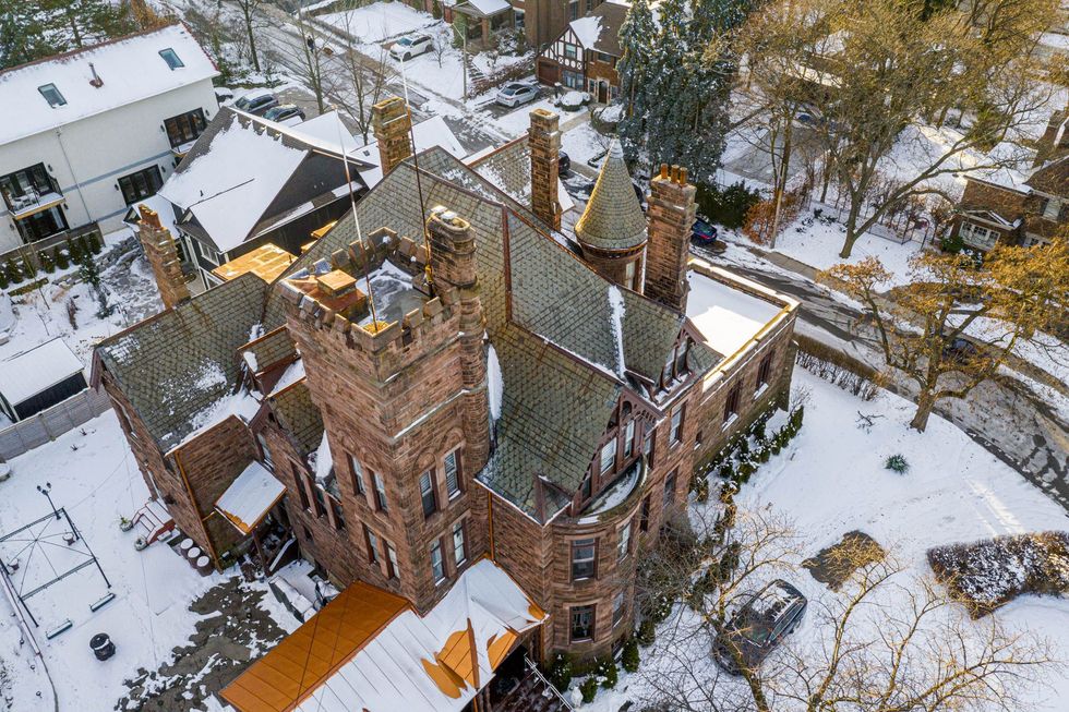 Hamilton's Ravenscliffe Castle For Sale Has A 5-Storey Tower & Its Own ...
