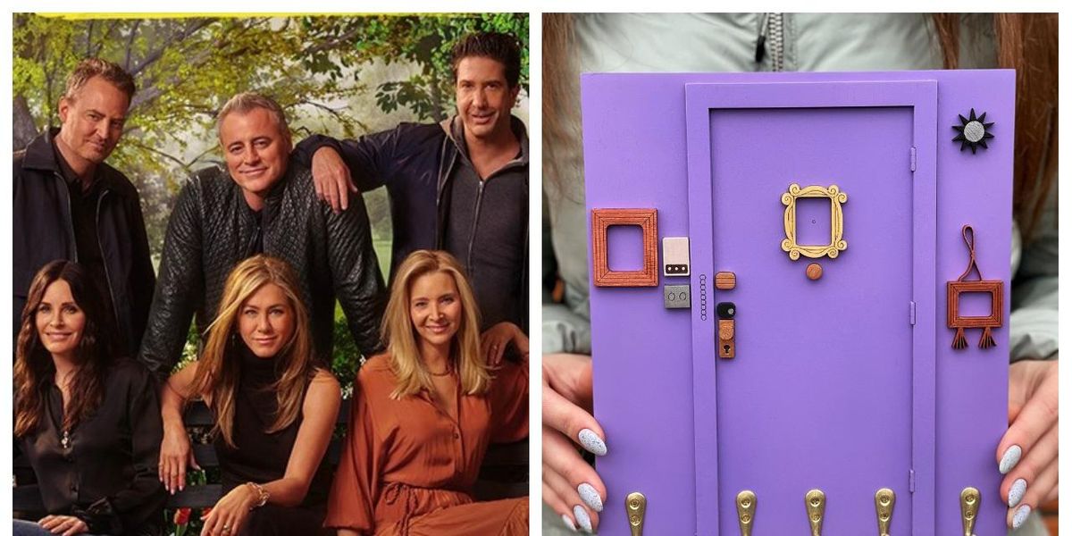 9 Awesome Friends The TV Show Gifts You Can Buy In Canada - Narcity