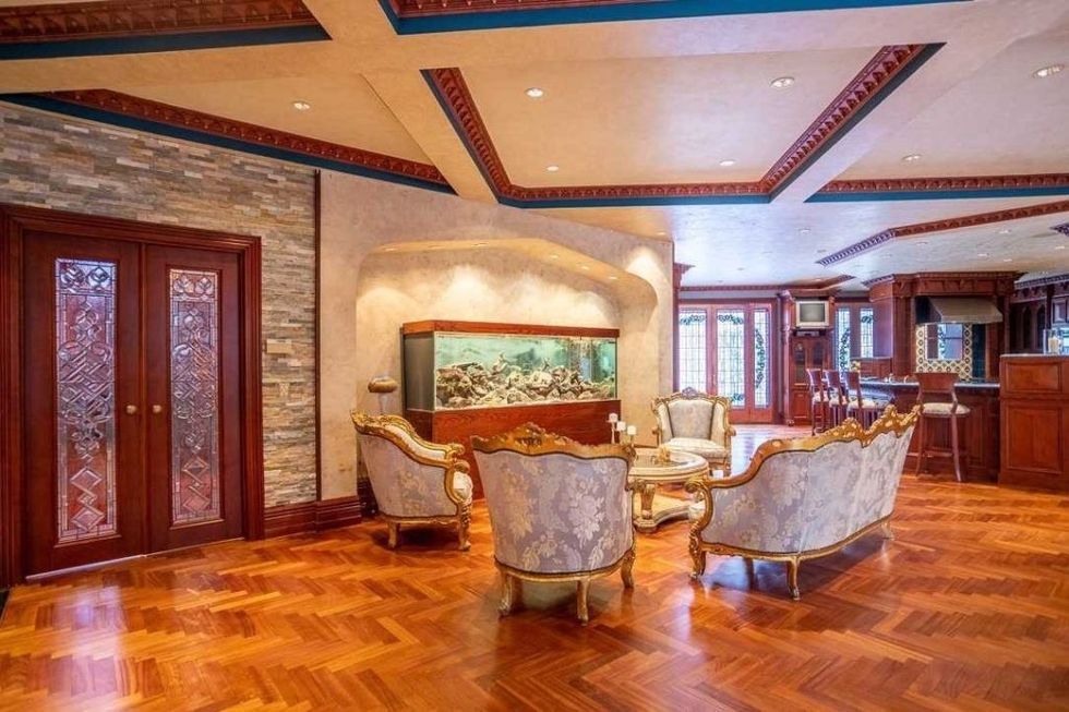 This $12.8M Mansion Near Toronto Looks Straight Out Of 'Beauty & The ...