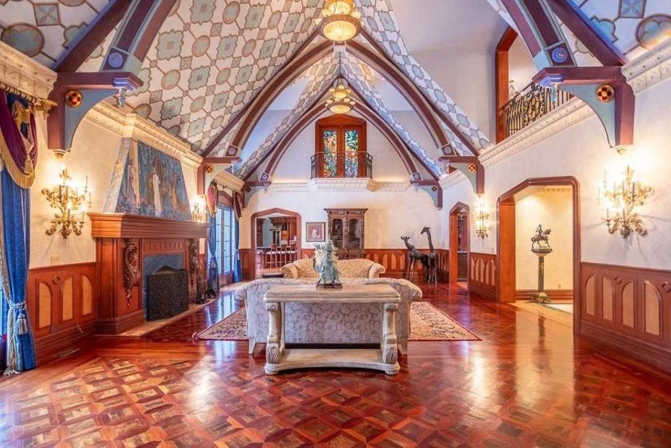 This $12.8M Mansion Near Toronto Looks Straight Out Of 'Beauty & The ...