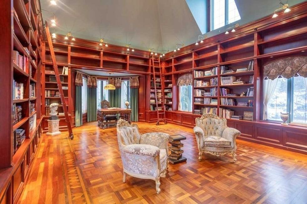 Narcity Toronto: Real Estate - Houses & Rentals For Sale - Narcity