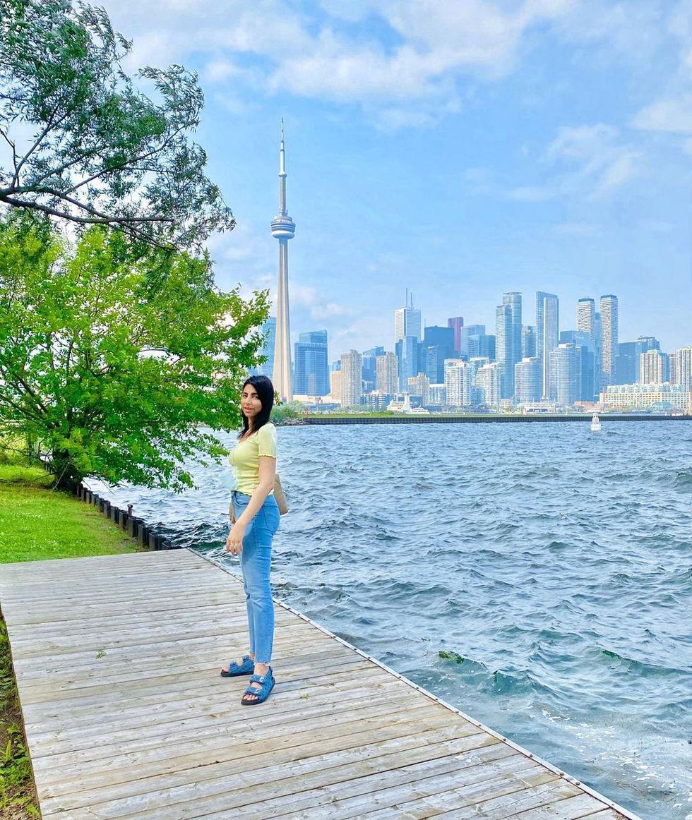Take a ferry to the Toronto Islands - Narcity