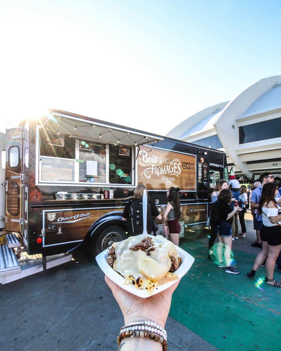 First Fridays Montreal - Narcity