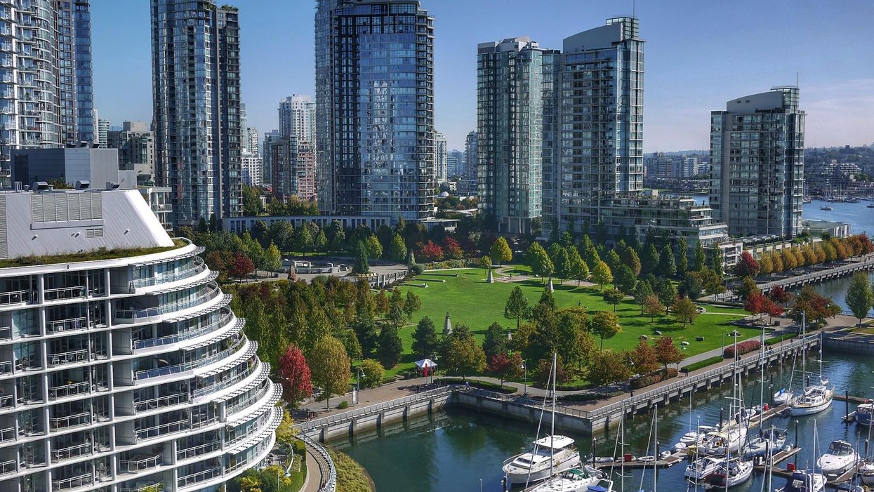 Paid Sick Leave In BC Is Now Offered To Workers Who Need Time Off For COVID 19 Reasons Narcity paid-sick-leave-in-bc-is-now-offered-to-workers-who-need-time-off-for-covid-19-reasons-narcity